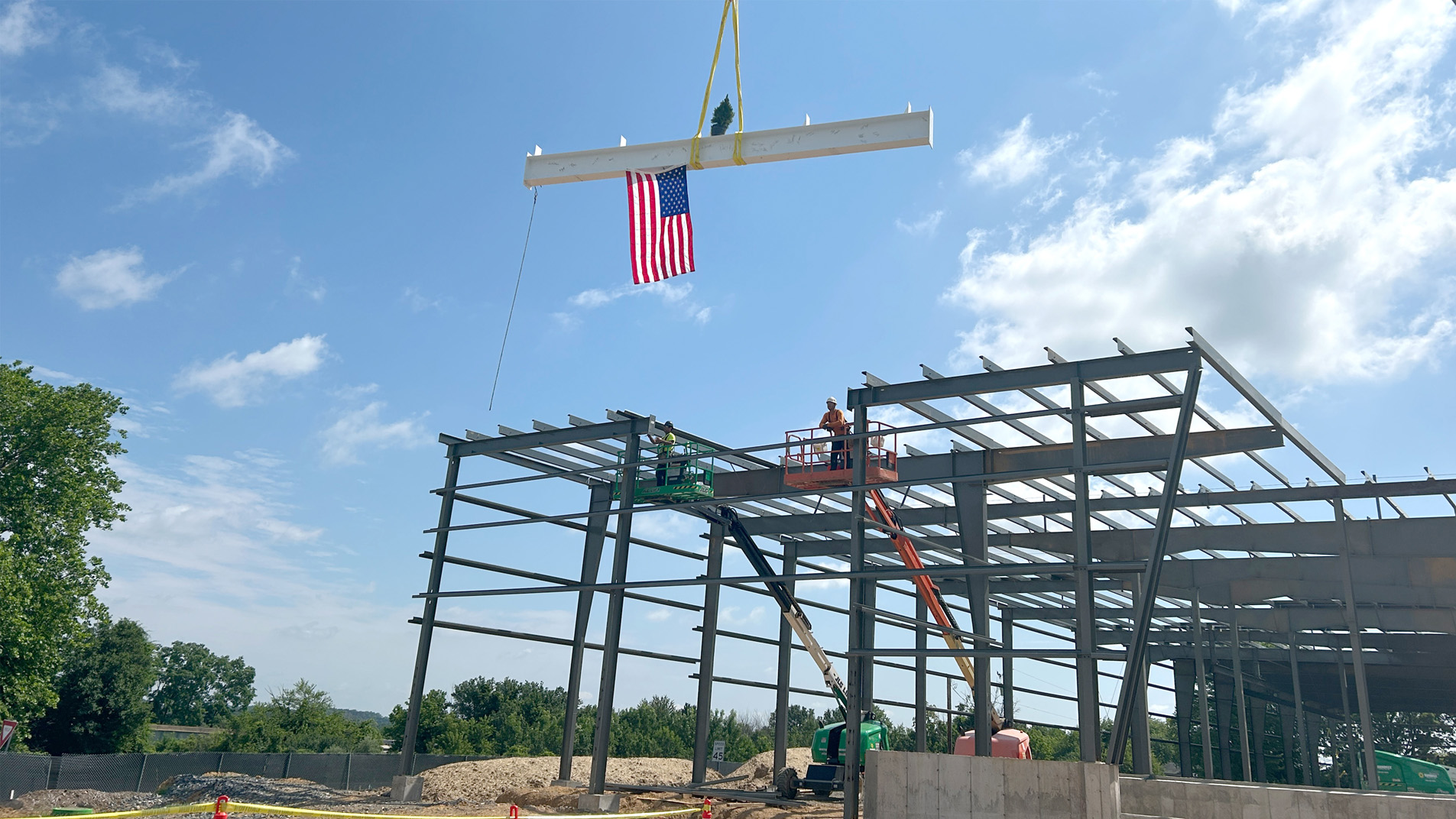 Final Beam Raised at TransEdge - Boyle Construction